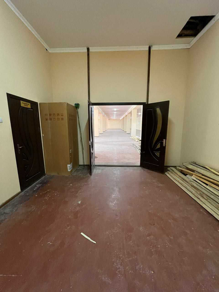 Сдаётся в аренду 1241 м². коммерческое здание в центре города.