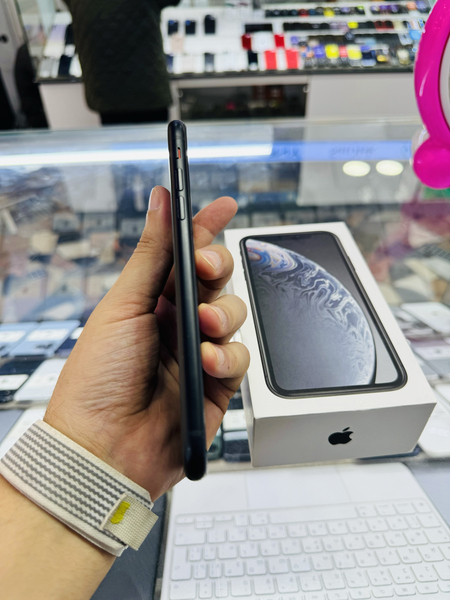 iPhone Xr 64 gb nasiya savdoga