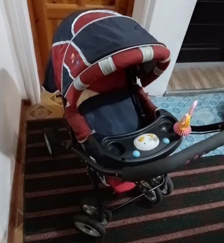Срочно продам коляску