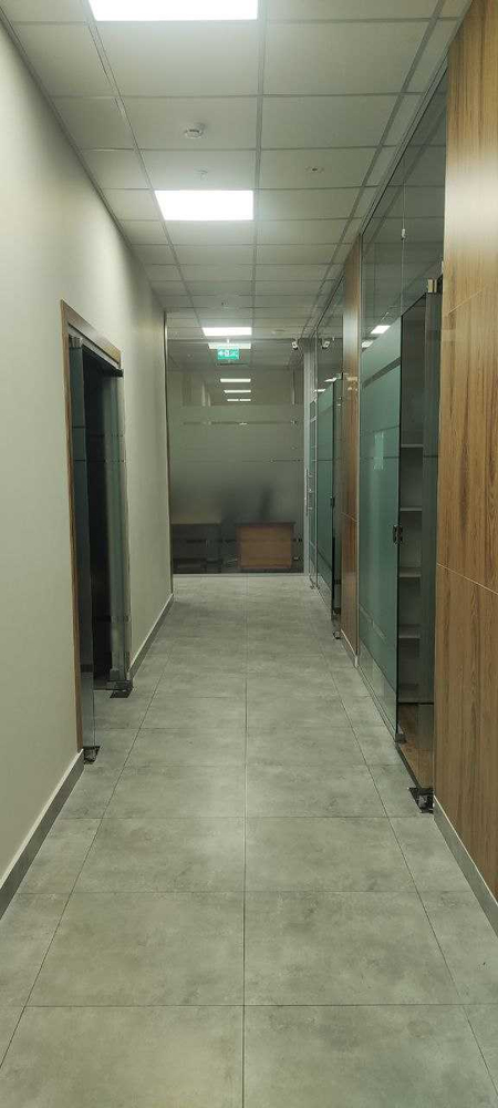 Сдается в бизнес центре под ОФИС 450 м2 11 комнат