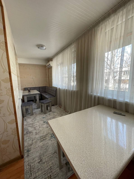 Продается Квартира Цум 4х комнатная 110 школа 90кв.м Улучшенка 2-балк.