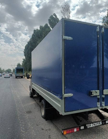Продаётся машина марки газель.