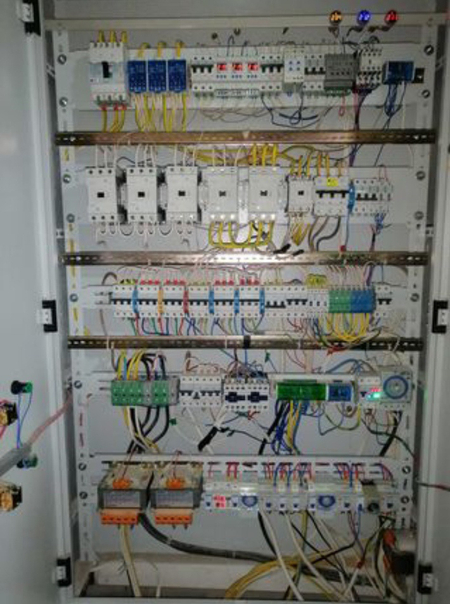 Elektrik ishlarini qilamiz