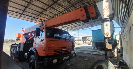 Авто кран КАМАЗ 25 тонн