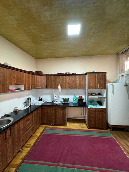3.5 sotixli tayyor hovli sotiladi. Trikataj