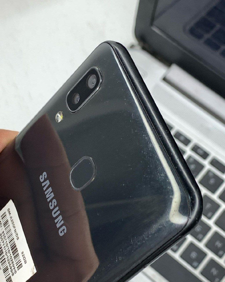 SAMSUNG       A20