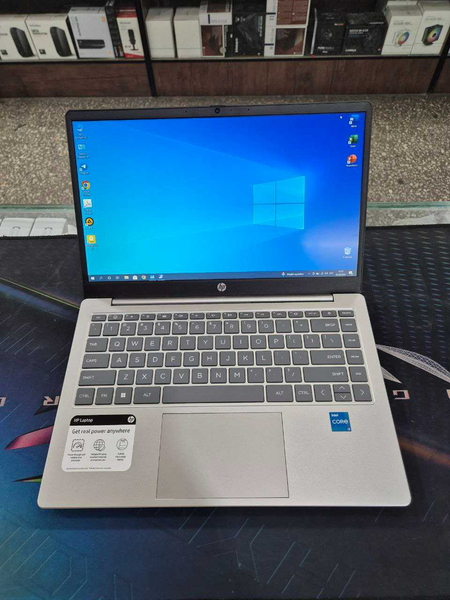 HP Laptop 14 (i3-1315U/12/256)