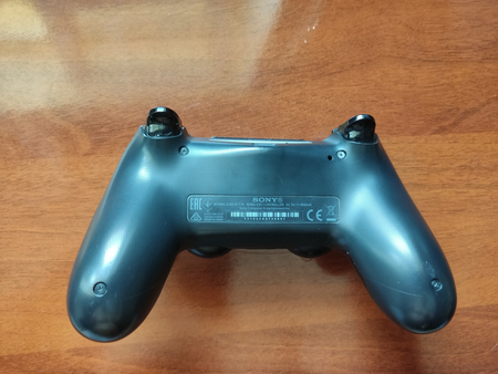 Срочно! Оригинальный геймпад (джойстик) от PS4 Dualshok 4
