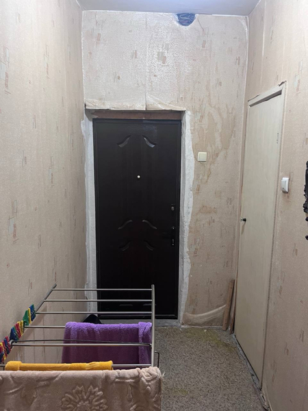 Срочно продам квартиру сергели 4 1/1/5 2х3 балк сред рем 41000&