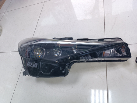 Hyn Elantra fara full