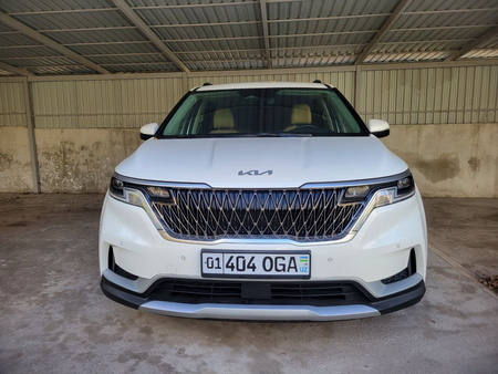 Kia Carnival sotiladi