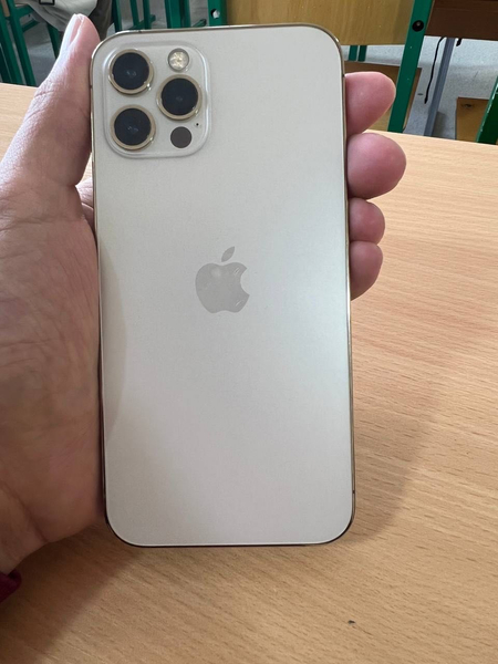 Iphone 12 pro 128gb ideal