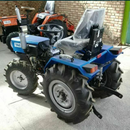 Har xil turdagi mini traktorlar