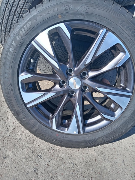 R17 Trekr primer original diska Balon Xolati yangi