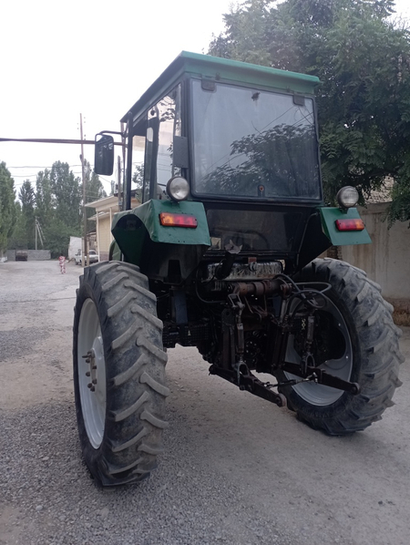 Belarus 80X gibrit