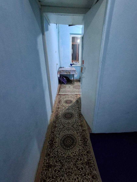 Tez va arzon 1 xonali uy sotiladi