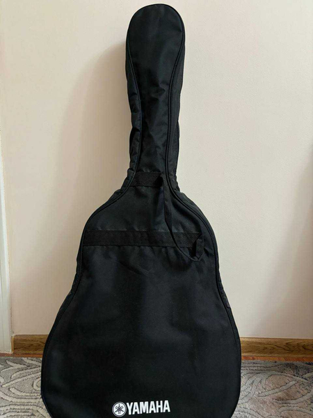 Гитара Yamaha F310P(чехол, медиатор, каподастр)