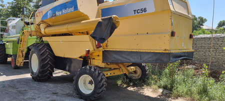 Newholland 2007 sotiladi