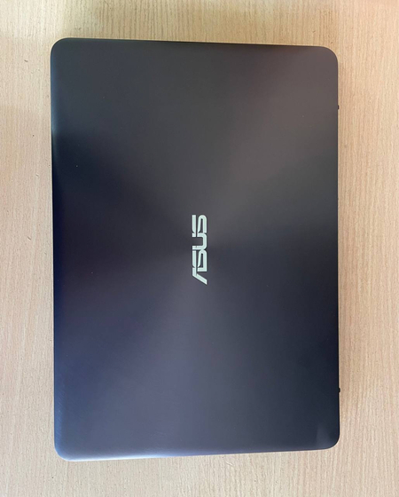 Asus zenbook ux305l