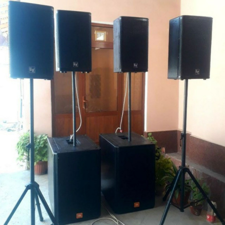 Aparatura va Dj xizmati mavjud. Barcha turdagi To‘y va marosimlar uchu