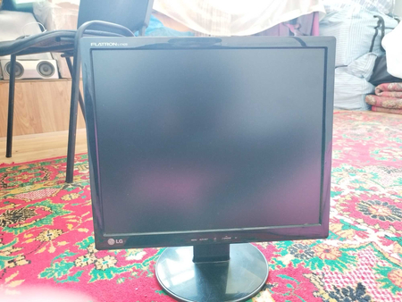 Монитор LG 75 hz