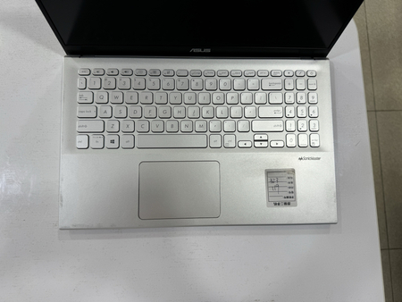 Asus vivobook dasrurlash va grafikalar uchun