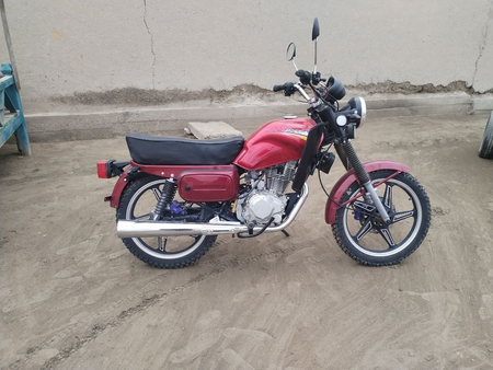 Motosekl sotiladi