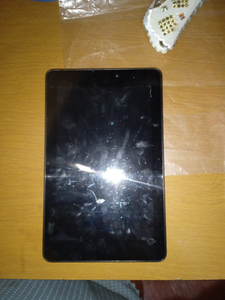 Продается i-pad состояние хорошее. Не разбитый.
