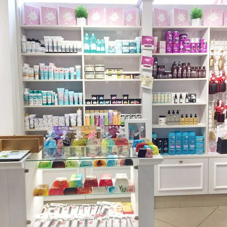 Magazinlar uchun Prilavka, stelaj, vitrinalarni zakazga tayyorlaiymiz!