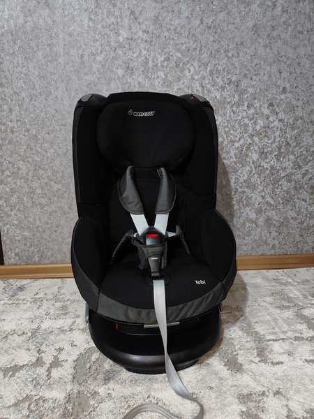 Автокресло Maxi Cosi 9- 18 kg