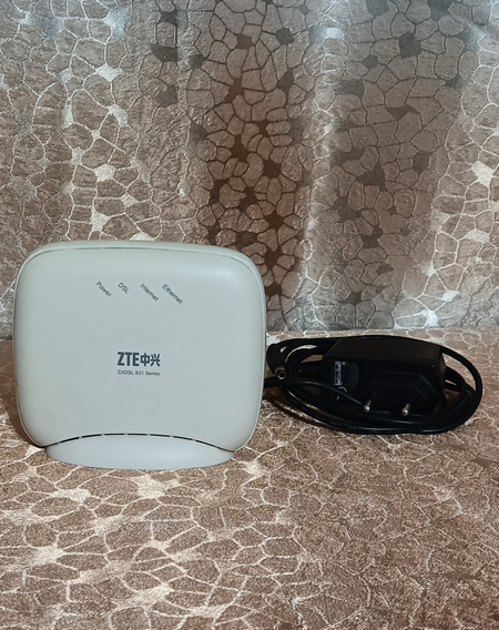 ADSL модем ZTE .