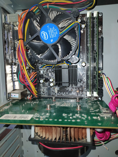 Бюджетный компьютер кейси сотилади, G41/775 socket DDR3 видеокарта бор