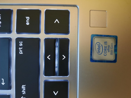 Noutbok sotiladi.core i5.ELITEBOOK. HP. 230$