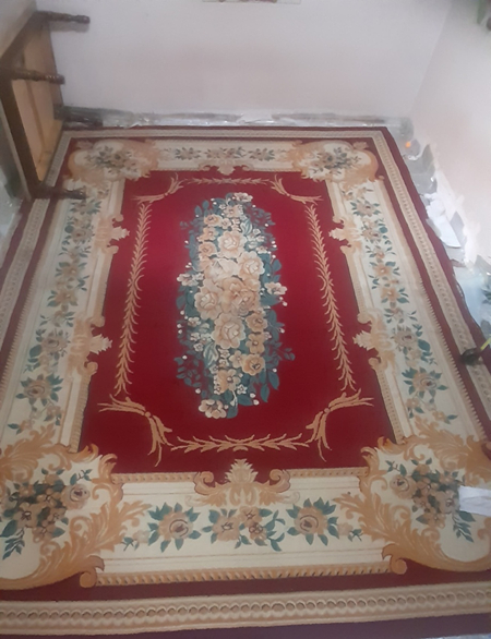 Uy uchun qalin glam xolati yaxshi saqlangan òlchami 3.75ga 2.85 metr n