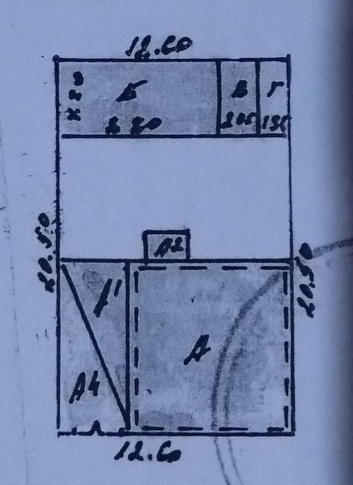 Жилой ДОМ общ. площадь 260м²  4 комнаты (большой огород]