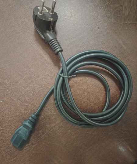 Продам кабель питания и кабель VGA для компьютера