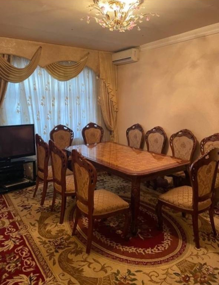 Oilaga 3xona 400ye.Ibn Sino.Beruni metro yaqin.Rieltor50%