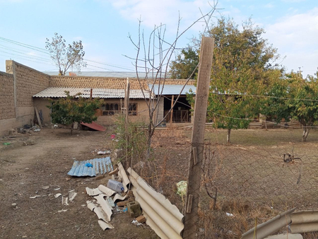 Hovli sotiladi 8 sotiq
