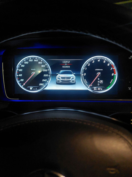 Mercedes S400 Hybrid W222