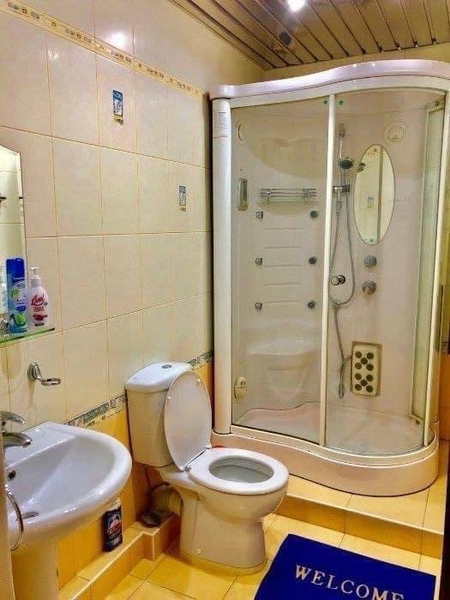 Продаётся 3/5/9 Кунаева не торец ор р гранд мир отель