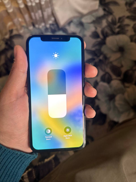 Iphone x 64 gb srochna prodayetsa region kha