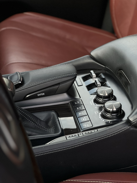 Lexus LX570 в Ташкенте