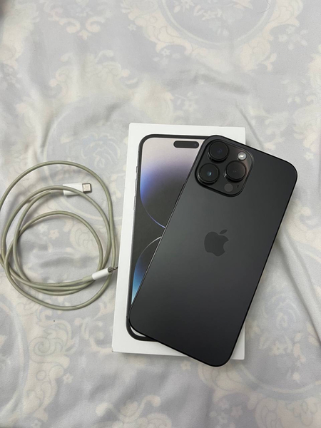 Iphone 14 pro max sotiladi srochna