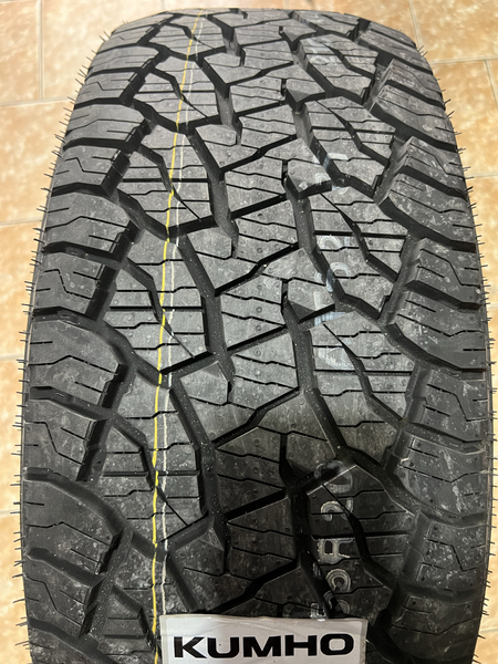 Kumho Road venture AT52