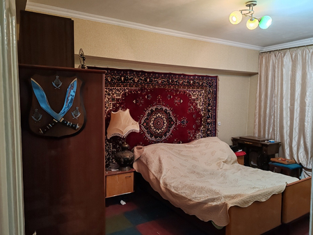 Продаётся 3/3/4 ц-12