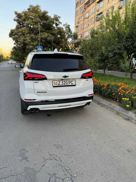 Chevrolet EQUINOX RS
