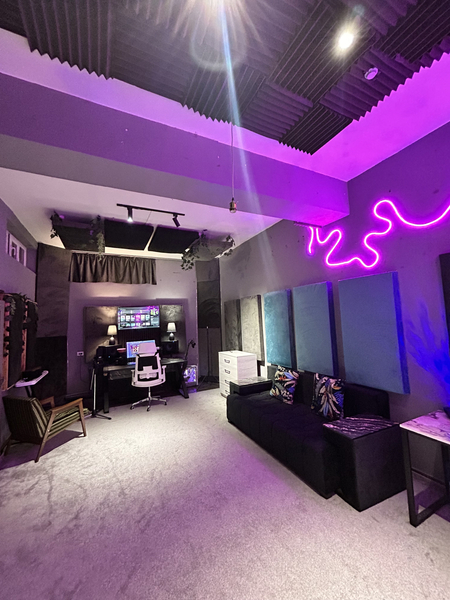 Студия звукозаписи Akai Records