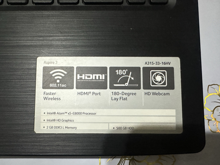 Notebook acer holati yaxshi kam ishlatilgan realna oladigaanla tel qil