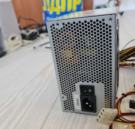 Блок питания 550W для ПК