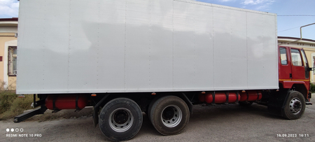 Ford cargo sotiladi
